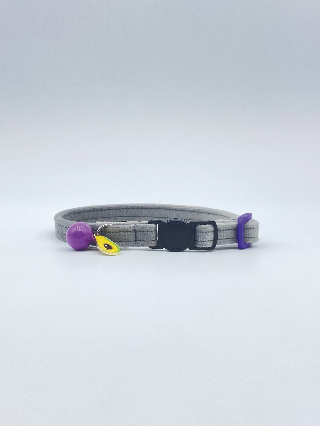 Velvet Velour Super Soft Cat Collar In Glacier Grey – Bells & Whiskers ...